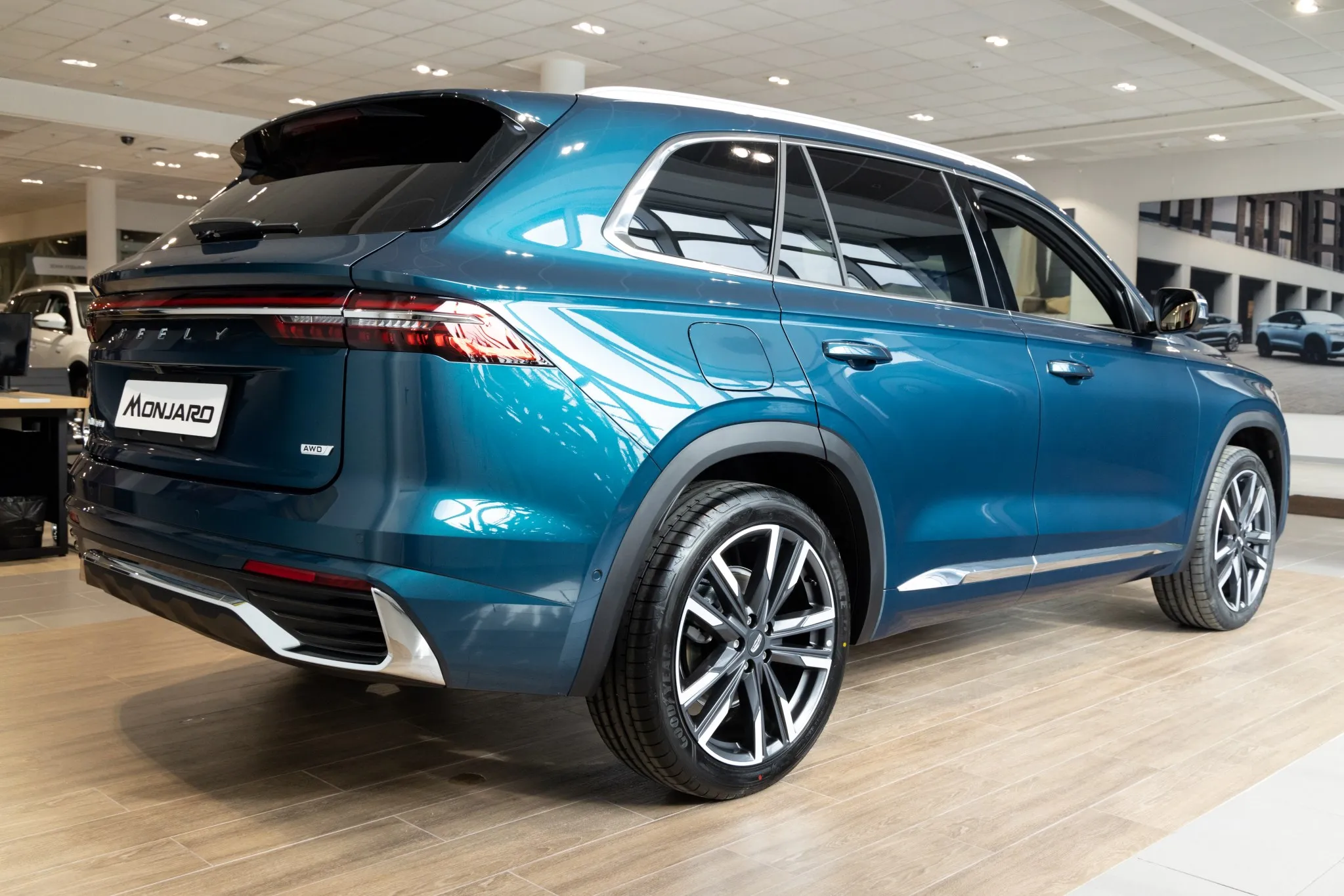 Geely Monjaro 2.0T 8AT 4WD (238 л.с.) Exclusive Синий в Москве № VMS0140811. Купить Geely ...